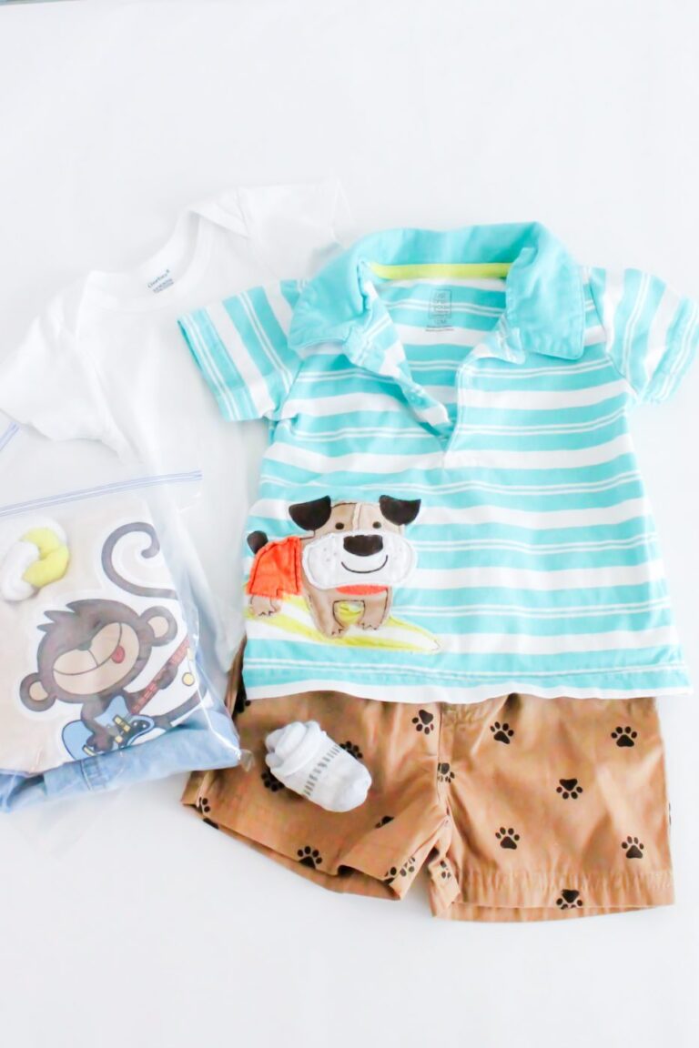 Packing for Babies & Toddlers- Free Printable Checklist