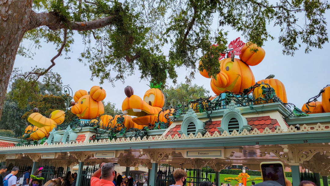 Disneyland In October 2022 - This Crazy Adventure Called Life
