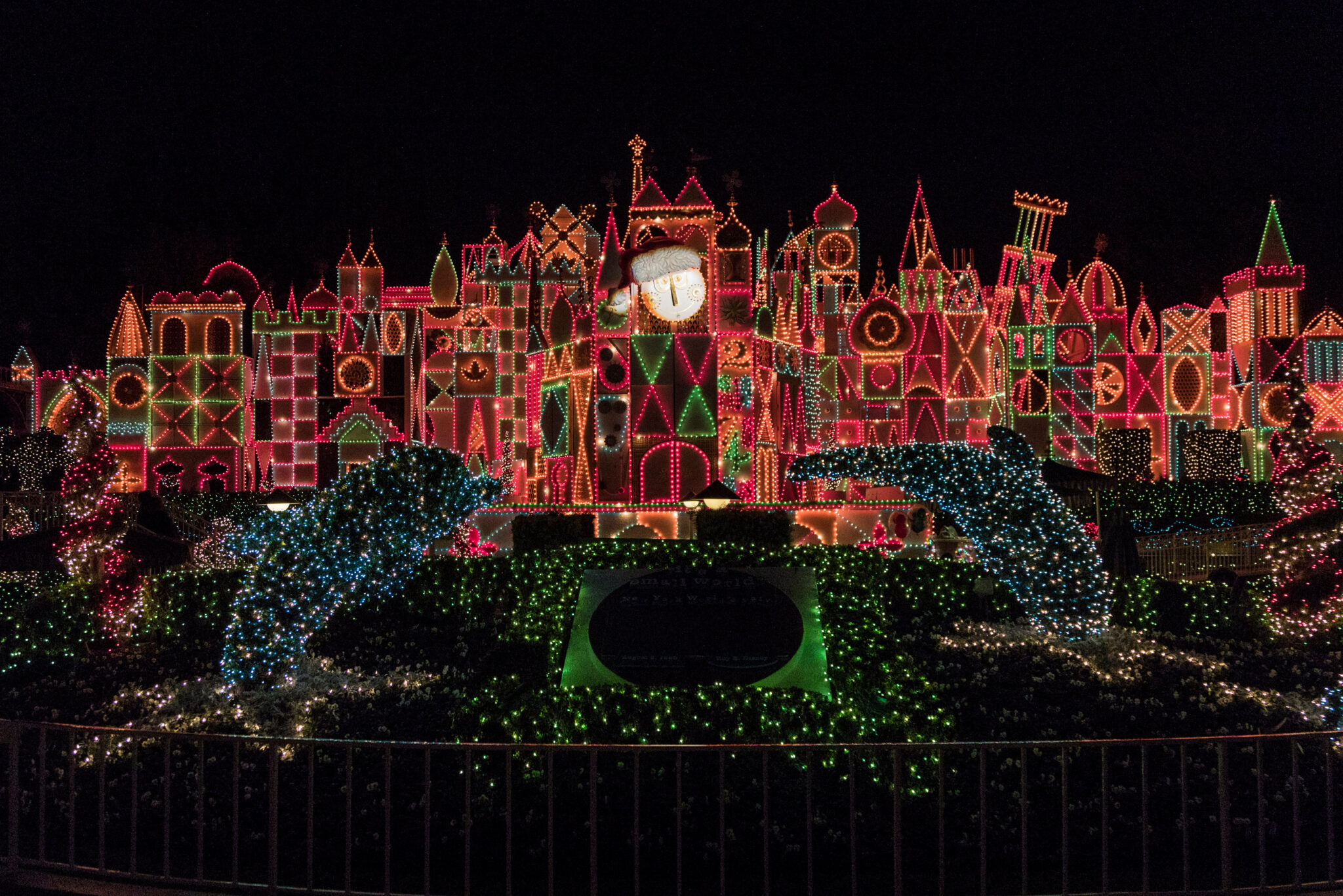Disneyland in December 2021 - This Crazy Adventure Called Life