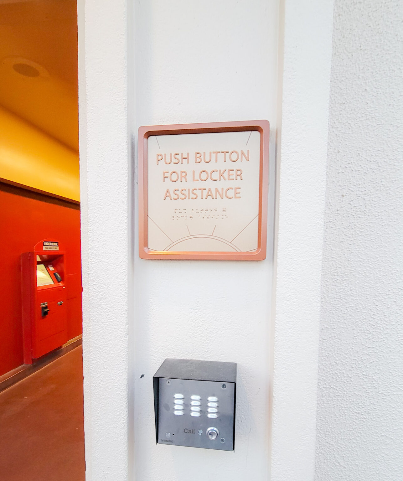 Lockers at Disneyland: From free options to ones that can fit your suitcase